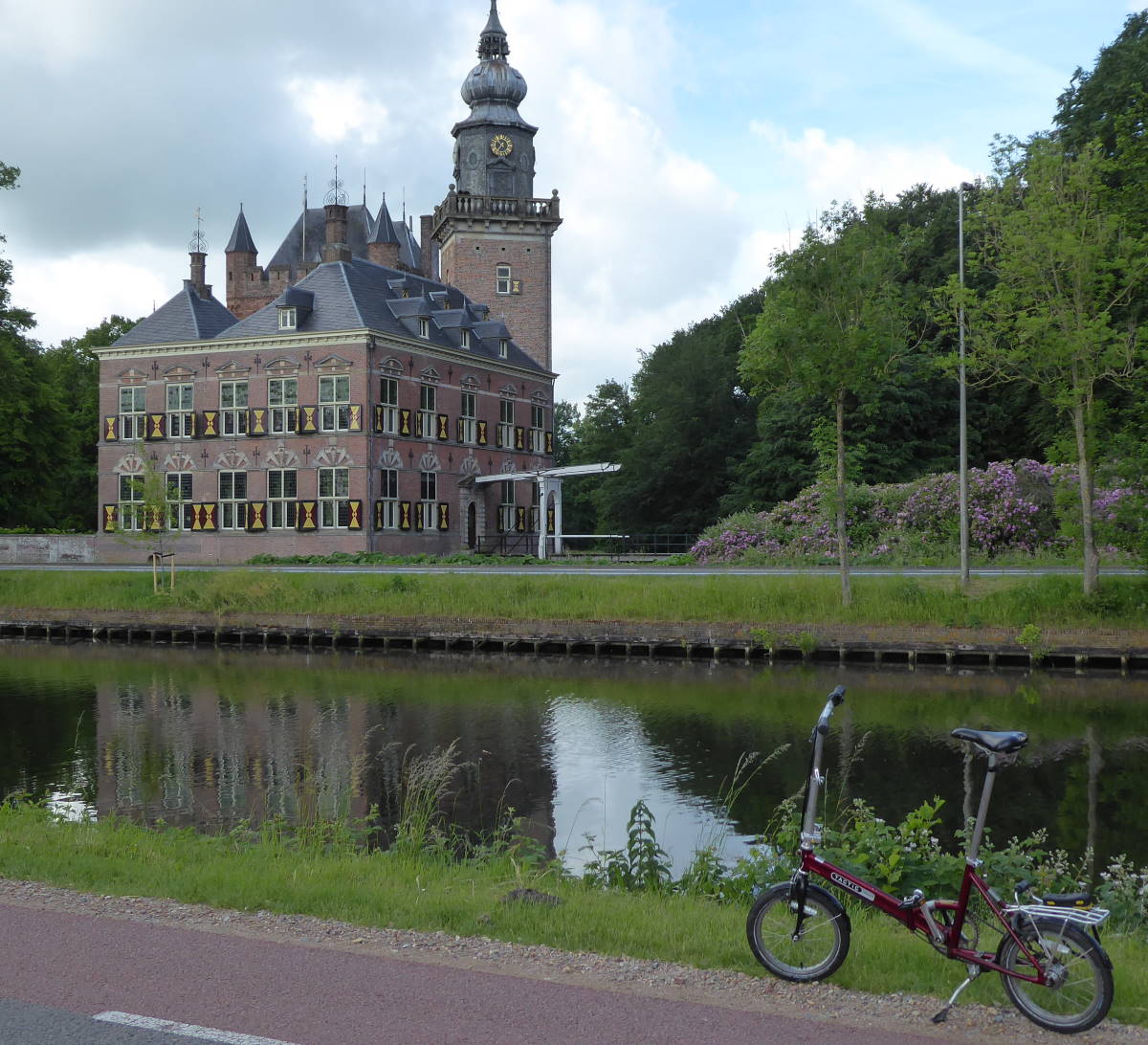 Utrecht: Goodbye motorway, hello bike paths – e2e.bike