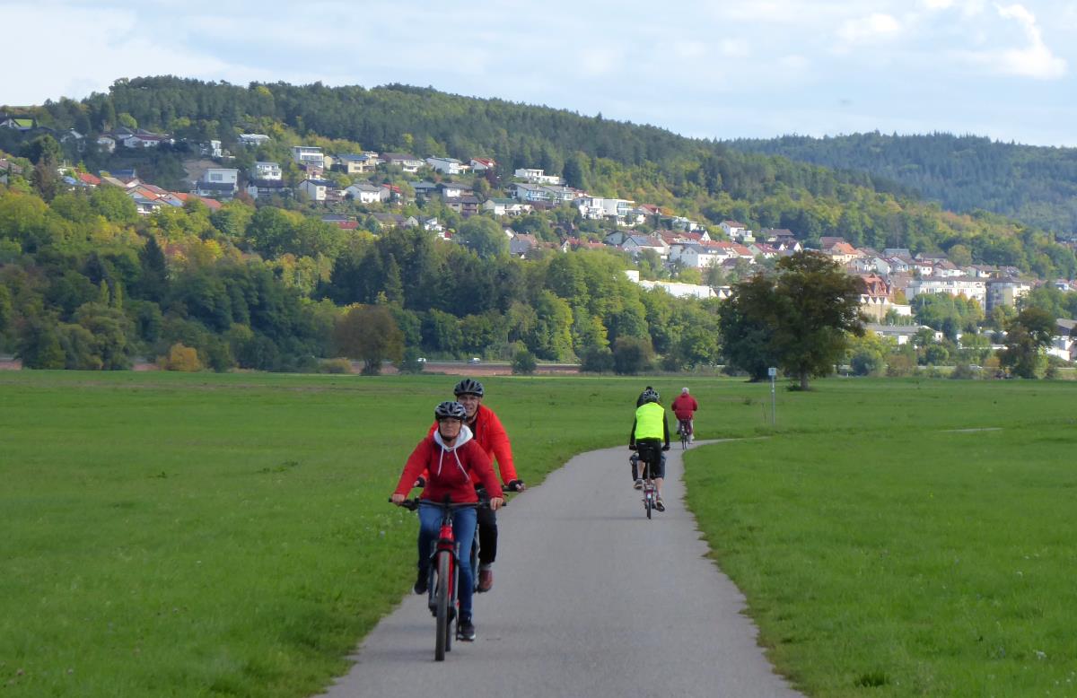 Interrail 20: Neckar – half-timbered full-house – e2e.bike
