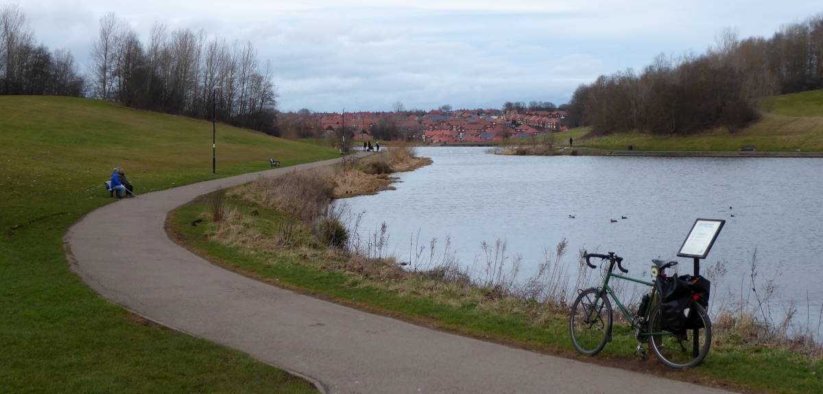 Highest pub to lowest: Tan Hill to Marsden Grotto – e2e.bike