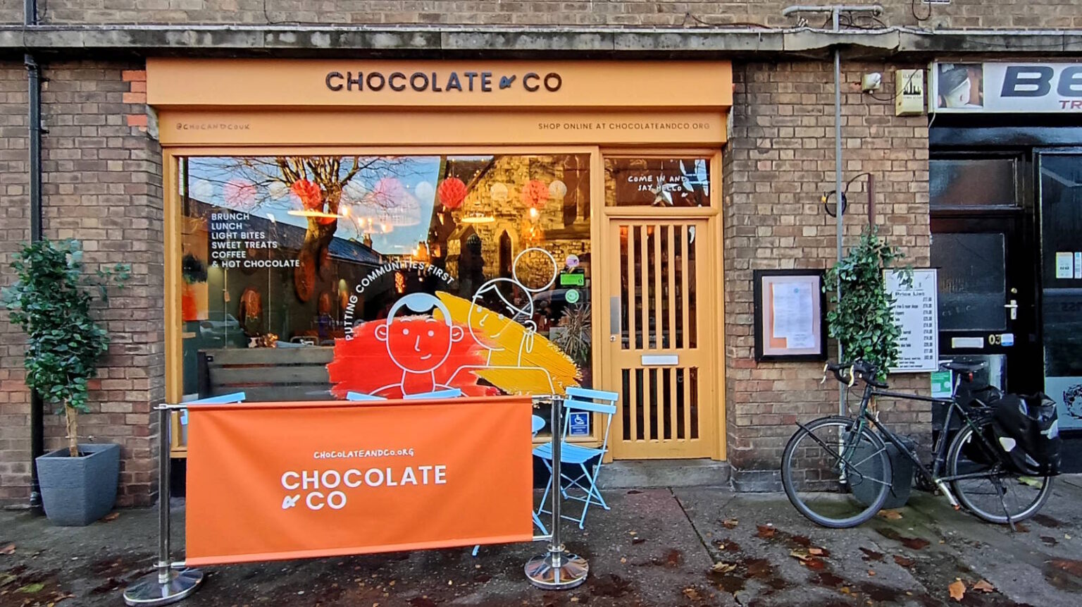 Chocs away: A York chocolate cycling trail – e2e.bike